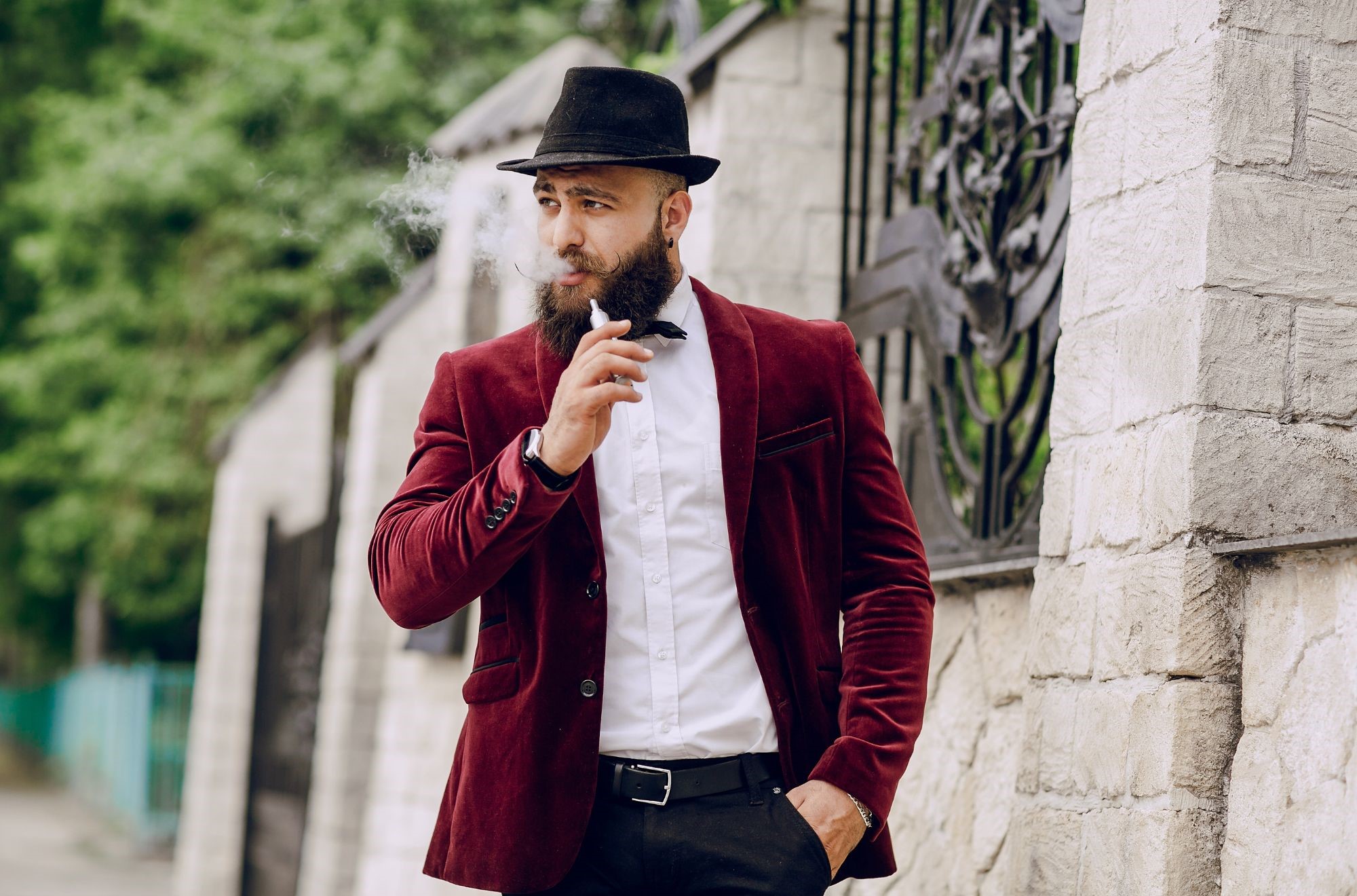 Vaping vs Smoking Weed: Which Method is Right for You?